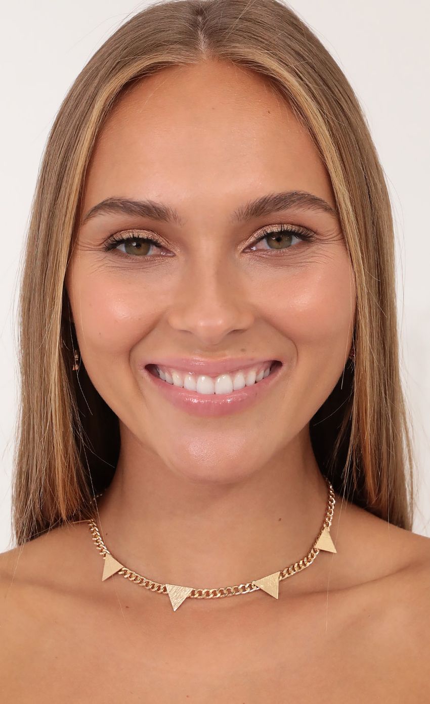 Tigers Tooth Cuban Chain in Gold | LUCY IN THE SKY